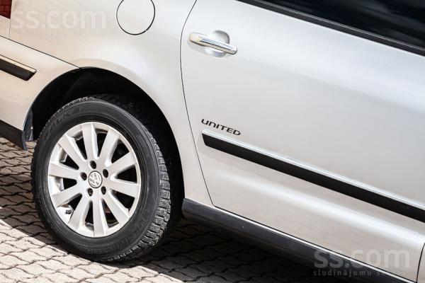 Volkswagen Sharan 2009 Tukums, ar dzinēja tilpumu 2.00 L un nobraukumu 0 tūkst. km par 3490 €, foto 7 vietnē AUTOMOTO.COM.LV