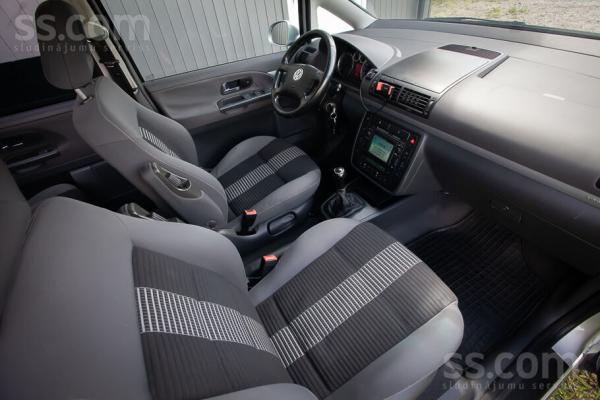 Volkswagen Sharan 2009 Tukums, ar dzinēja tilpumu 2.00 L un nobraukumu 0 tūkst. km par 3490 €, foto 9 vietnē AUTOMOTO.COM.LV