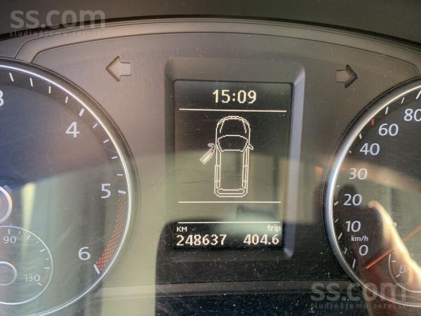 Volkswagen Sharan 2010 in Riga, with an engine capacity of 2.00 L and mileage of 248 thousand km for 5500 €, photo 8 on AUTOMOTO.COM.LV
