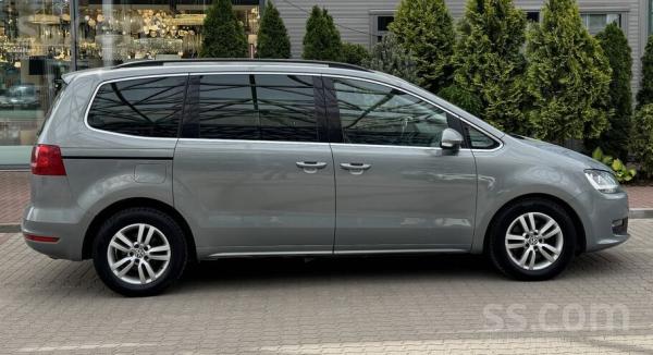 Volkswagen Sharan 2010 in Riga, with an engine capacity of 2.00 L and mileage of 292 thousand km for 6150 €, photo 5 on AUTOMOTO.COM.LV