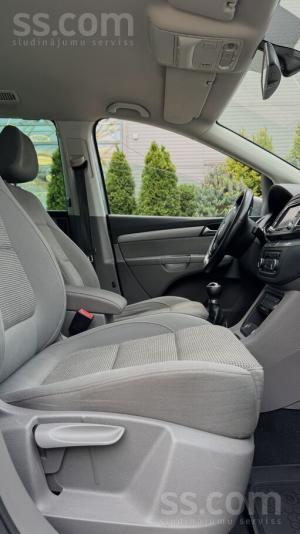 Volkswagen Sharan 2010 Rīga, ar dzinēja tilpumu 2.00 L un nobraukumu 292 tūkst. km par 6150 €, foto 13 vietnē AUTOMOTO.COM.LV