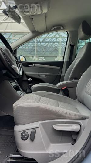 Volkswagen Sharan 2010 Rīga, ar dzinēja tilpumu 2.00 L un nobraukumu 292 tūkst. km par 6150 €, foto 14 vietnē AUTOMOTO.COM.LV