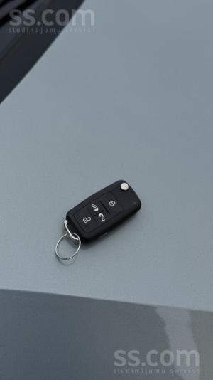 Volkswagen Sharan 2010 Rīga, ar dzinēja tilpumu 2.00 L un nobraukumu 292 tūkst. km par 6150 €, foto 35 vietnē AUTOMOTO.COM.LV
