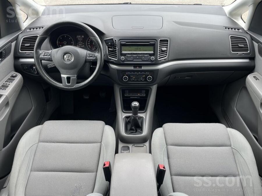 Volkswagen Sharan 2010 Rīga, ar dzinēja tilpumu 2.00 L un nobraukumu 249 tūkst. km par 5690 €, foto 19 vietnē AUTOMOTO.COM.LV