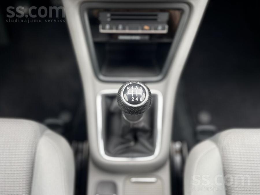 Volkswagen Sharan 2010 Rīga, ar dzinēja tilpumu 2.00 L un nobraukumu 249 tūkst. km par 5690 €, foto 22 vietnē AUTOMOTO.COM.LV