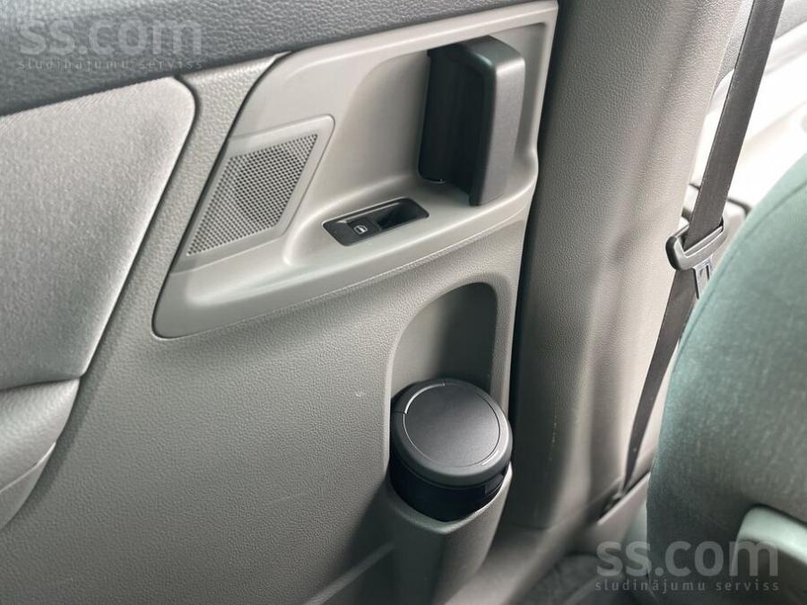 Volkswagen Sharan 2010 Rīga, ar dzinēja tilpumu 2.00 L un nobraukumu 249 tūkst. km par 5690 €, foto 23 vietnē AUTOMOTO.COM.LV