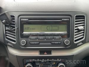 Volkswagen Sharan 2010 Rīga, ar dzinēja tilpumu 2.00 L un nobraukumu 249 tūkst. km par 5690 €, foto 25 vietnē AUTOMOTO.COM.LV