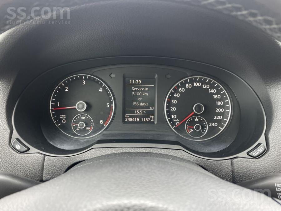 Volkswagen Sharan 2010 Rīga, ar dzinēja tilpumu 2.00 L un nobraukumu 249 tūkst. km par 5690 €, foto 27 vietnē AUTOMOTO.COM.LV
