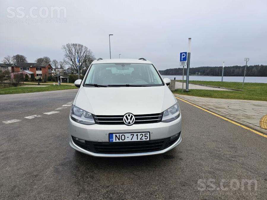 Volkswagen Sharan 2011 Rīga, ar dzinēja tilpumu 2.00 L un nobraukumu 361 tūkst. km par 4650 €, foto 8 vietnē AUTOMOTO.COM.LV
