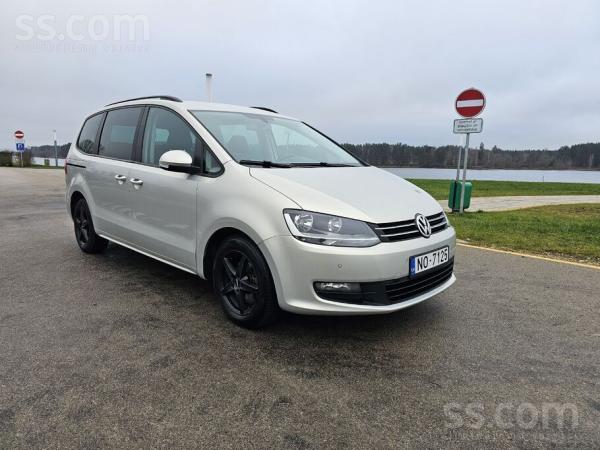 Volkswagen Sharan 2011 in Riga, with an engine capacity of 2.00 L and mileage of 361 thousand km for 4650 €, photo 9 on AUTOMOTO.COM.LV