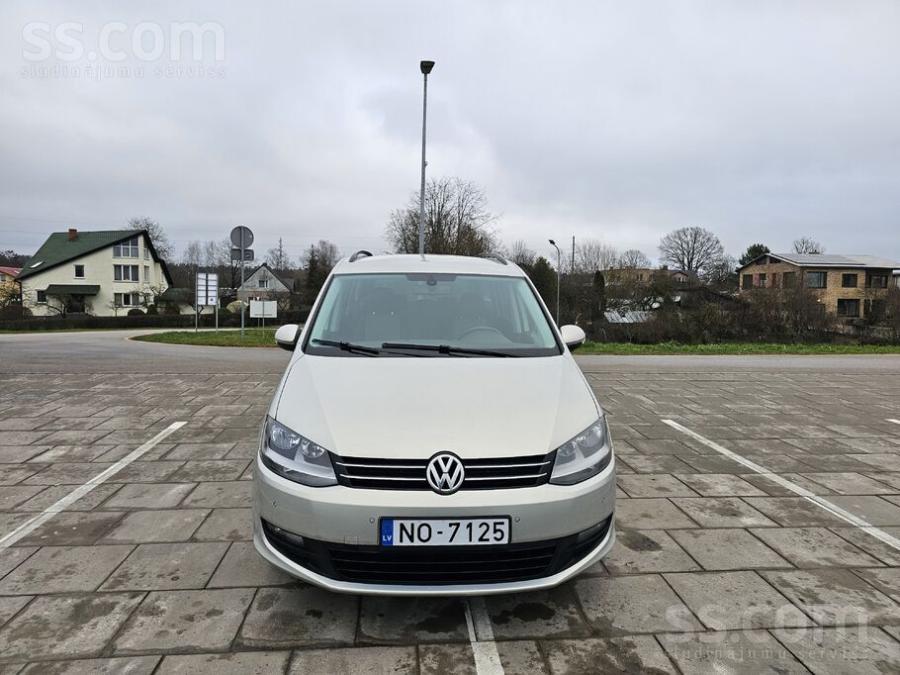 Volkswagen Sharan 2011 Rīga, ar dzinēja tilpumu 2.00 L un nobraukumu 361 tūkst. km par 4650 €, foto 20 vietnē AUTOMOTO.COM.LV