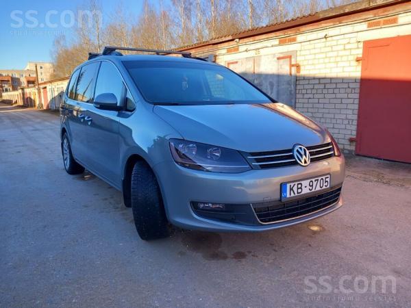 Volkswagen Sharan 2011 in Jekabpils, with an engine capacity of 2.00 L and mileage of 390 thousand km for 6500 €, photo 5 on AUTOMOTO.COM.LV