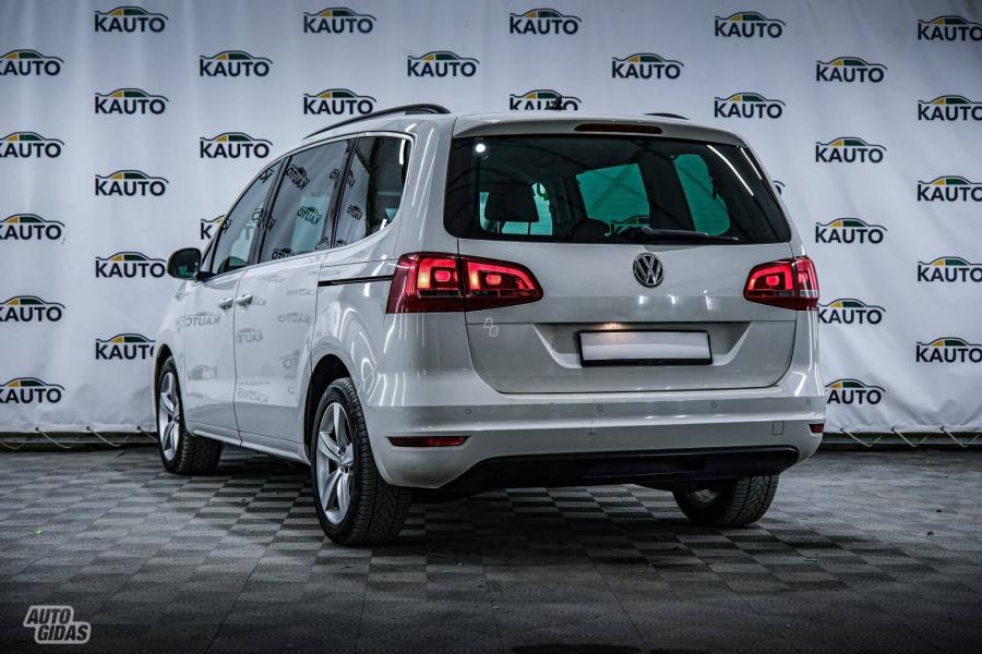 Volkswagen Sharan 2011 in Kaunas, with an engine capacity of 2.00 L and mileage of 282 thousand km for 8890 €, photo 5 on AUTOMOTO.COM.LV