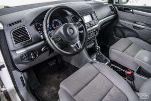 Volkswagen Sharan 2011 in Kaunas, with an engine capacity of 2.00 L and mileage of 282 thousand km for 8890 €, photo 6 on AUTOMOTO.COM.LV