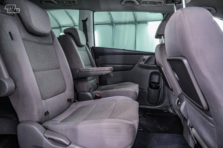 Volkswagen Sharan 2011 in Kaunas, with an engine capacity of 2.00 L and mileage of 282 thousand km for 8890 €, photo 11 on AUTOMOTO.COM.LV
