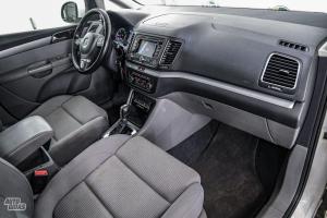 Volkswagen Sharan 2011 in Kaunas, with an engine capacity of 2.00 L and mileage of 282 thousand km for 8890 €, photo 12 on AUTOMOTO.COM.LV