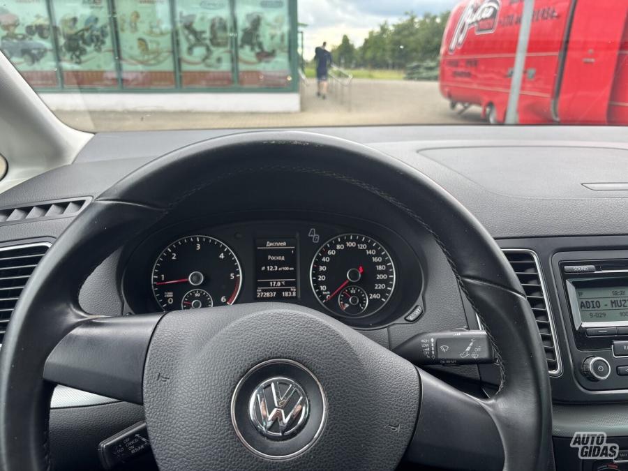 Volkswagen Sharan 2011 in Panevezys, with an engine capacity of 2.00 L and mileage of 273 thousand km for 6950 €, photo 12 on AUTOMOTO.COM.LV