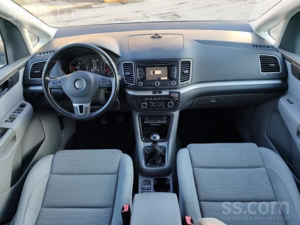 Volkswagen Sharan 2011 Cēsis, ar dzinēja tilpumu 2.00 L un nobraukumu 0 tūkst. km par 6950 €, foto 9 vietnē AUTOMOTO.COM.LV