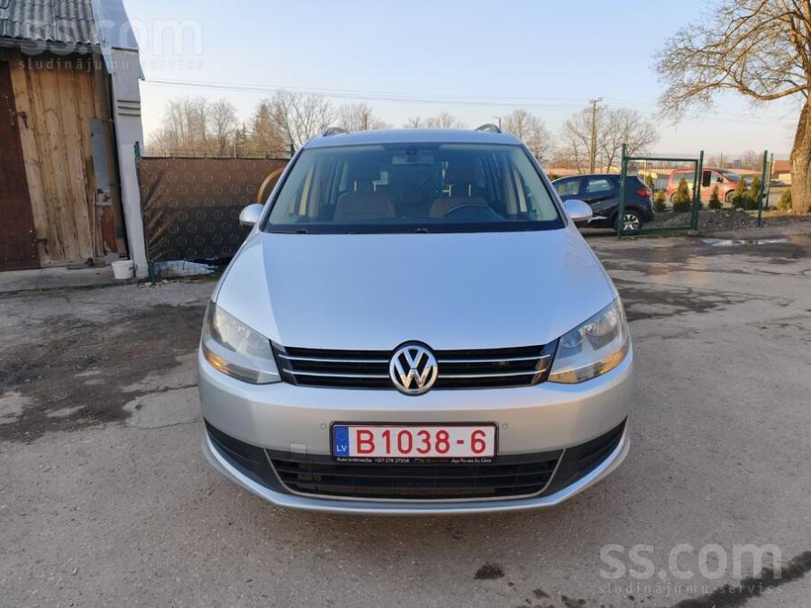 Volkswagen Sharan 2011 in Cesis, with an engine capacity of 2.00 L and mileage of 0 thousand km for 6950 €, photo 3 on AUTOMOTO.COM.LV