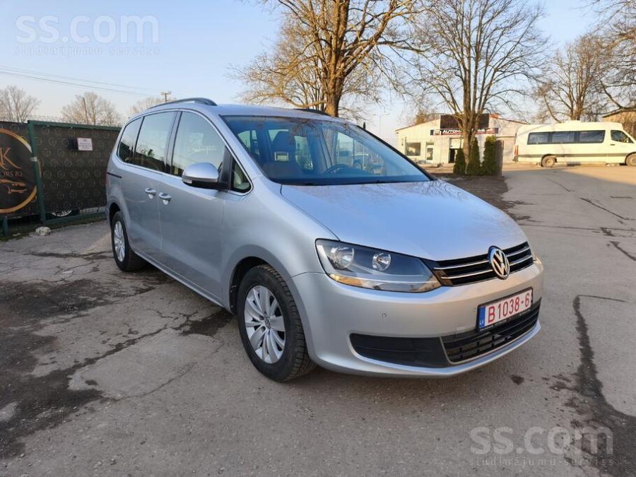 Volkswagen Sharan 2011 in Cesis, with an engine capacity of 2.00 L and mileage of 0 thousand km for 6950 €, photo 4 on AUTOMOTO.COM.LV