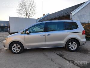 Volkswagen Sharan 2011 in Cesis, with an engine capacity of 2.00 L and mileage of 0 thousand km for 6950 €, photo 5 on AUTOMOTO.COM.LV
