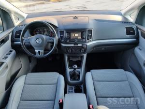 Volkswagen Sharan 2011 in Cesis, with an engine capacity of 2.00 L and mileage of 0 thousand km for 6950 €, photo 10 on AUTOMOTO.COM.LV
