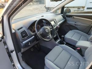 Volkswagen Sharan 2011 in Cesis, with an engine capacity of 2.00 L and mileage of 0 thousand km for 6950 €, photo 13 on AUTOMOTO.COM.LV