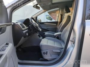 Volkswagen Sharan 2011 in Cesis, with an engine capacity of 2.00 L and mileage of 0 thousand km for 6950 €, photo 14 on AUTOMOTO.COM.LV