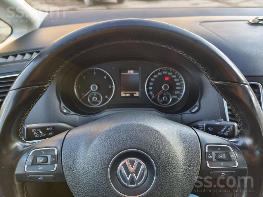Volkswagen Sharan 2011 in Cesis, with an engine capacity of 2.00 L and mileage of 0 thousand km for 6950 €, photo 23 on AUTOMOTO.COM.LV