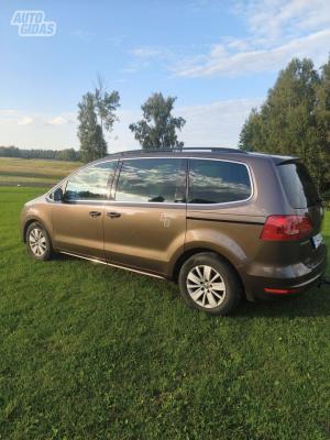 Volkswagen Sharan 2011 Viļņa, ar dzinēja tilpumu 2.00 L un nobraukumu 294 tūkst. km par 8200 €, foto 8 vietnē AUTOMOTO.COM.LV