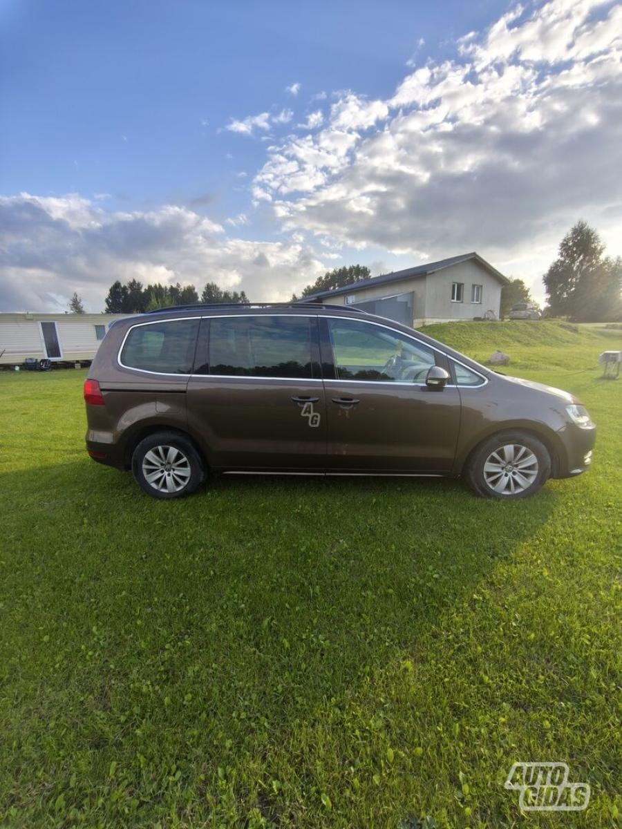 Volkswagen Sharan 2011 Viļņa, ar dzinēja tilpumu 2.00 L un nobraukumu 294 tūkst. km par 8200 €, foto 15 vietnē AUTOMOTO.COM.LV