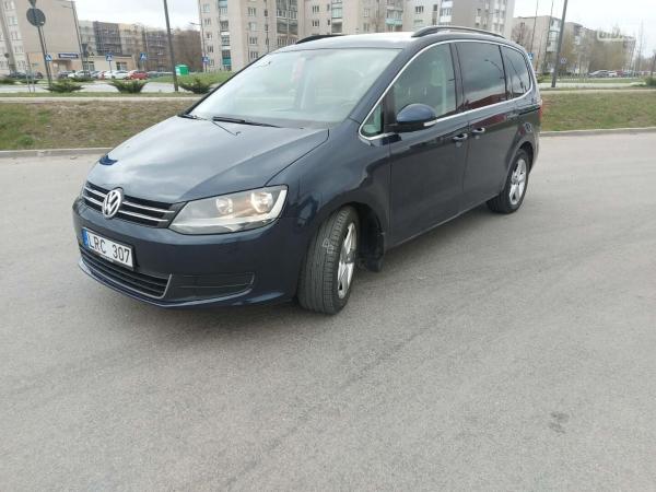 Volkswagen Sharan 2012 in Ukmerge, with an engine capacity of 2.00 L and mileage of 400 thousand km for 5750 €, photo 1 on AUTOMOTO.COM.LV
