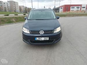 Volkswagen Sharan 2012 in Ukmerge, with an engine capacity of 2.00 L and mileage of 400 thousand km for 5750 €, photo 3 on AUTOMOTO.COM.LV