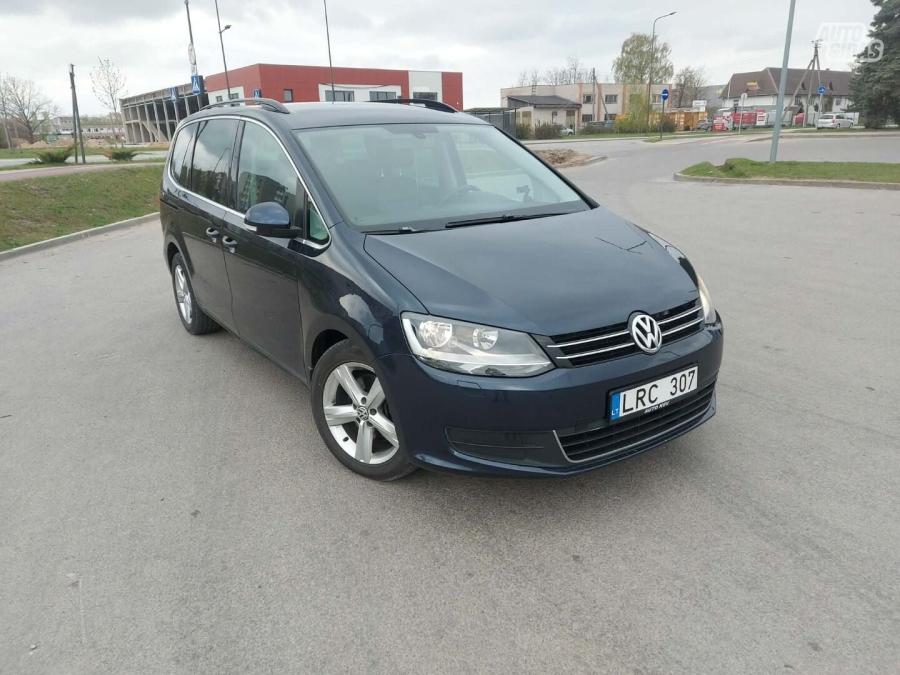 Volkswagen Sharan 2012 in Ukmerge, with an engine capacity of 2.00 L and mileage of 400 thousand km for 5750 €, photo 4 on AUTOMOTO.COM.LV