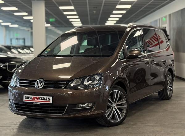 Volkswagen Sharan 2012 in Klaipeda, with an engine capacity of 1.97 L and mileage of 276 thousand km for 11900 €, photo 2 on AUTOMOTO.COM.LV
