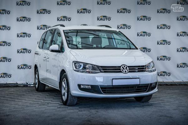Volkswagen Sharan 2012 in Kaunas, with an engine capacity of 2.00 L and mileage of 299 thousand km for 7990 €, photo 2 on AUTOMOTO.COM.LV