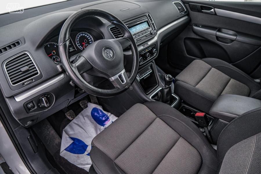 Volkswagen Sharan 2012 Kauņa, ar dzinēja tilpumu 2.00 L un nobraukumu 299 tūkst. km par 7990 €, foto 6 vietnē AUTOMOTO.COM.LV