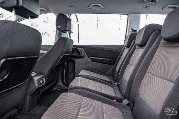 Volkswagen Sharan 2012 in Kaunas, with an engine capacity of 2.00 L and mileage of 299 thousand km for 7990 €, photo 9 on AUTOMOTO.COM.LV