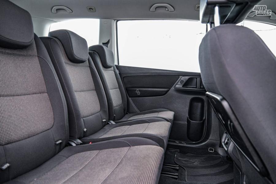 Volkswagen Sharan 2012 Kauņa, ar dzinēja tilpumu 2.00 L un nobraukumu 299 tūkst. km par 7990 €, foto 11 vietnē AUTOMOTO.COM.LV
