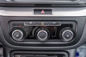 Volkswagen Sharan 2012 Kauņa, ar dzinēja tilpumu 2.00 L un nobraukumu 299 tūkst. km par 7990 €, foto 19 vietnē AUTOMOTO.COM.LV