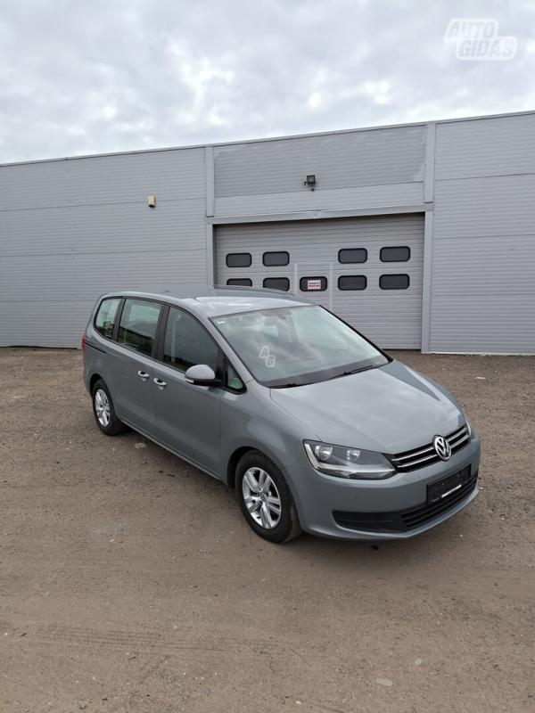 Volkswagen Sharan 2012 in Utena, with an engine capacity of 2.00 L and mileage of 195 thousand km for 7500 €, photo 2 on AUTOMOTO.COM.LV