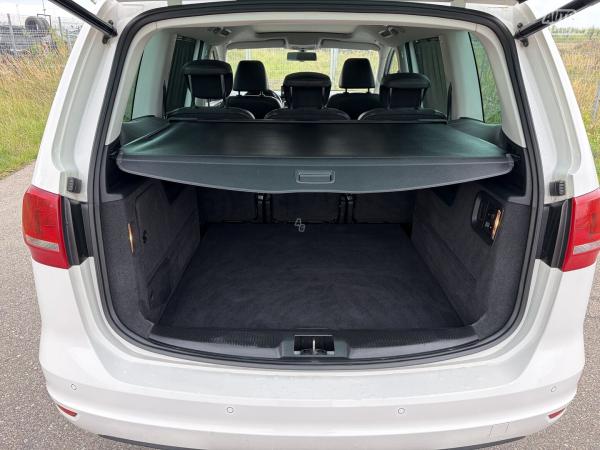 Volkswagen Sharan 2012 Marijampole vietnē Volkswagen Sharan 2012 Marijampole, ar dzinēja tilpumu 2.00 L un nobraukumu 230 tūkst. km par 7700 €, foto 4 vietnē AUTOMOTO.COM.LV