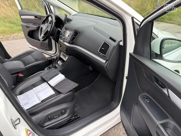 Volkswagen Sharan 2012 Marijampole vietnē Volkswagen Sharan 2012 Marijampole, ar dzinēja tilpumu 2.00 L un nobraukumu 230 tūkst. km par 7700 €, foto 11 vietnē AUTOMOTO.COM.LV