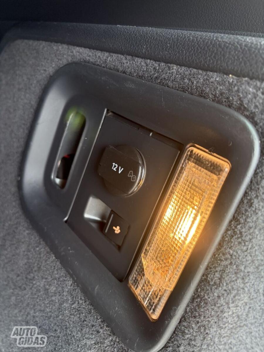 Volkswagen Sharan 2012 Marijampole, ar dzinēja tilpumu 2.00 L un nobraukumu 230 tūkst. km par 7700 €, foto 20 vietnē AUTOMOTO.COM.LV
