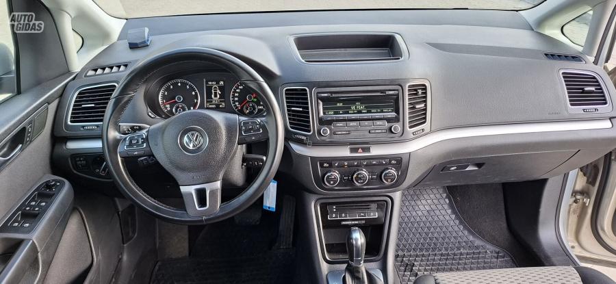 Volkswagen Sharan 2013 in Vilnius, with an engine capacity of 1.40 L and mileage of 138 thousand km for 6300 €, photo 15 on AUTOMOTO.COM.LV