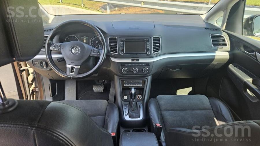 Volkswagen Sharan 2013 Rīga, ar dzinēja tilpumu 2.00 L un nobraukumu 339 tūkst. km par 7500 €, foto 7 vietnē AUTOMOTO.COM.LV