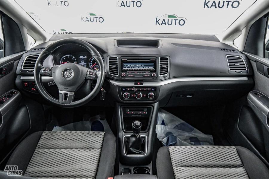 Volkswagen Sharan 2014 Kauņa, ar dzinēja tilpumu 2.00 L un nobraukumu 300 tūkst. km par 8990 €, foto 8 vietnē AUTOMOTO.COM.LV