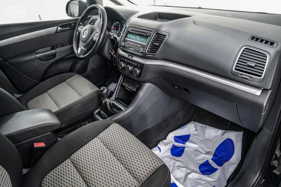Volkswagen Sharan 2014 Kauņa, ar dzinēja tilpumu 2.00 L un nobraukumu 300 tūkst. km par 8990 €, foto 11 vietnē AUTOMOTO.COM.LV