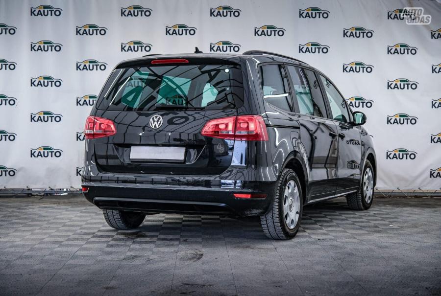 Volkswagen Sharan 2014 in Kaunas, with an engine capacity of 2.00 L and mileage of 273 thousand km for 9990 €, photo 4 on AUTOMOTO.COM.LV