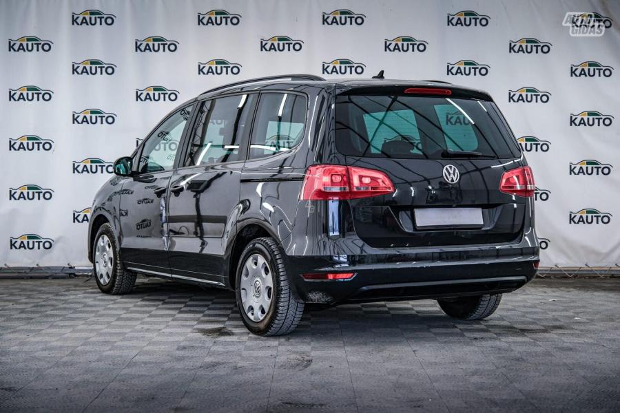 Volkswagen Sharan 2014 in Kaunas, with an engine capacity of 2.00 L and mileage of 273 thousand km for 9990 €, photo 5 on AUTOMOTO.COM.LV